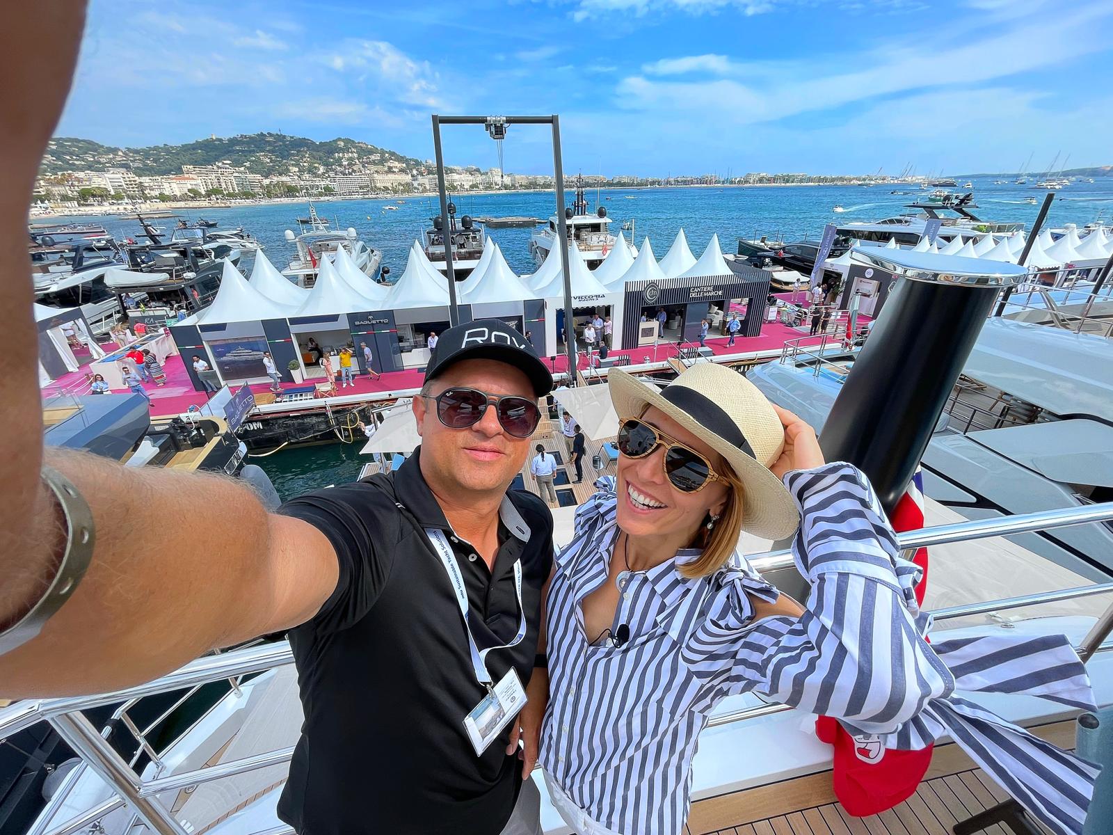 About Us | Yacht Adamas Charter